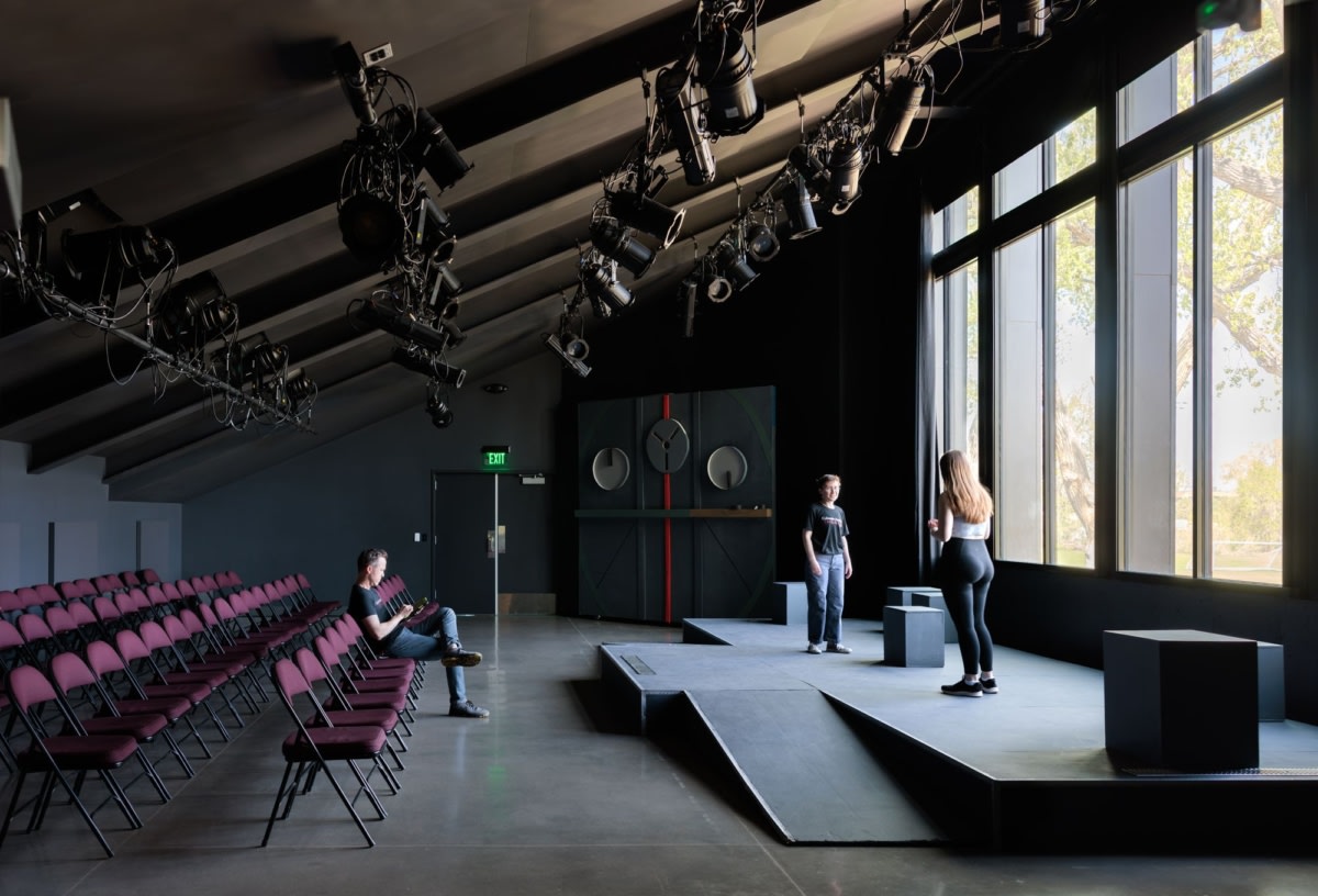 Colorado Academy - Leach Center for the Performing Arts - Education ...