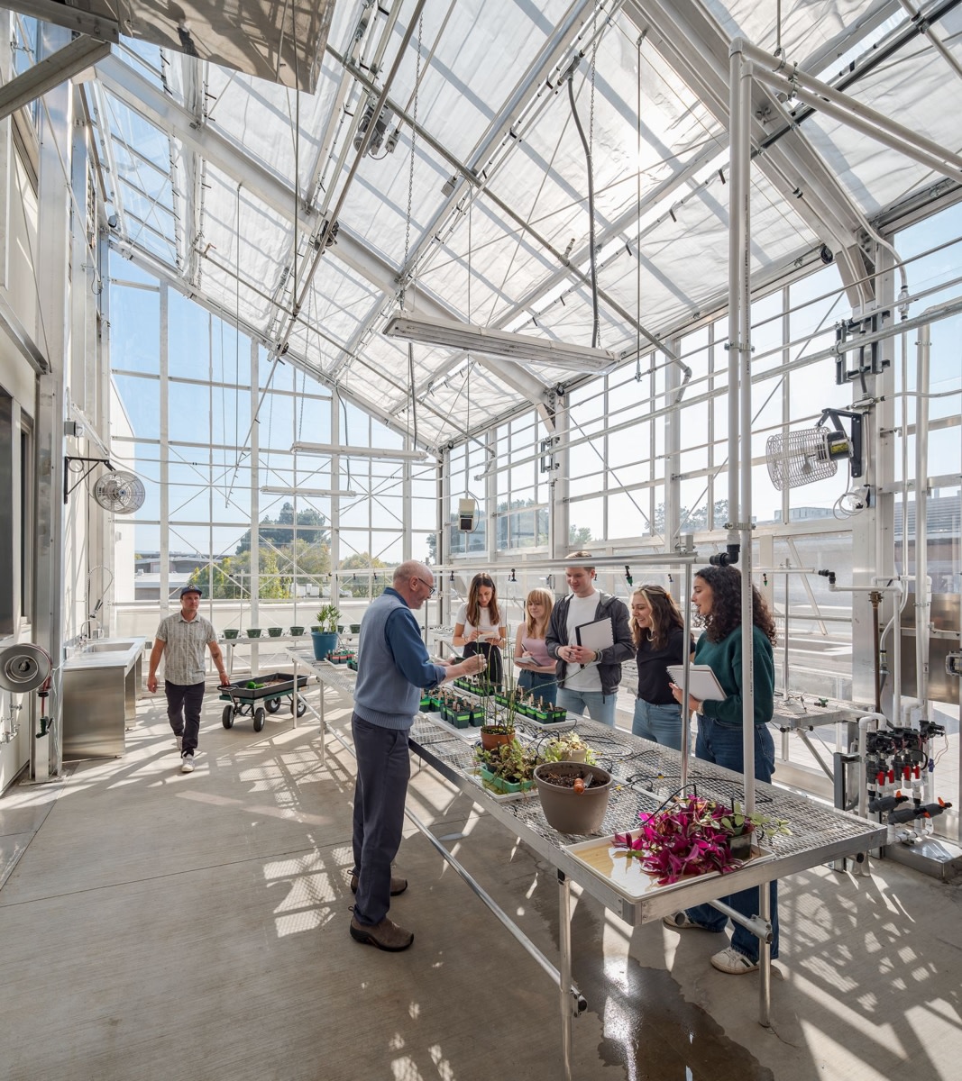 Chabot College - Biology Sciences Building - Education Snapshots