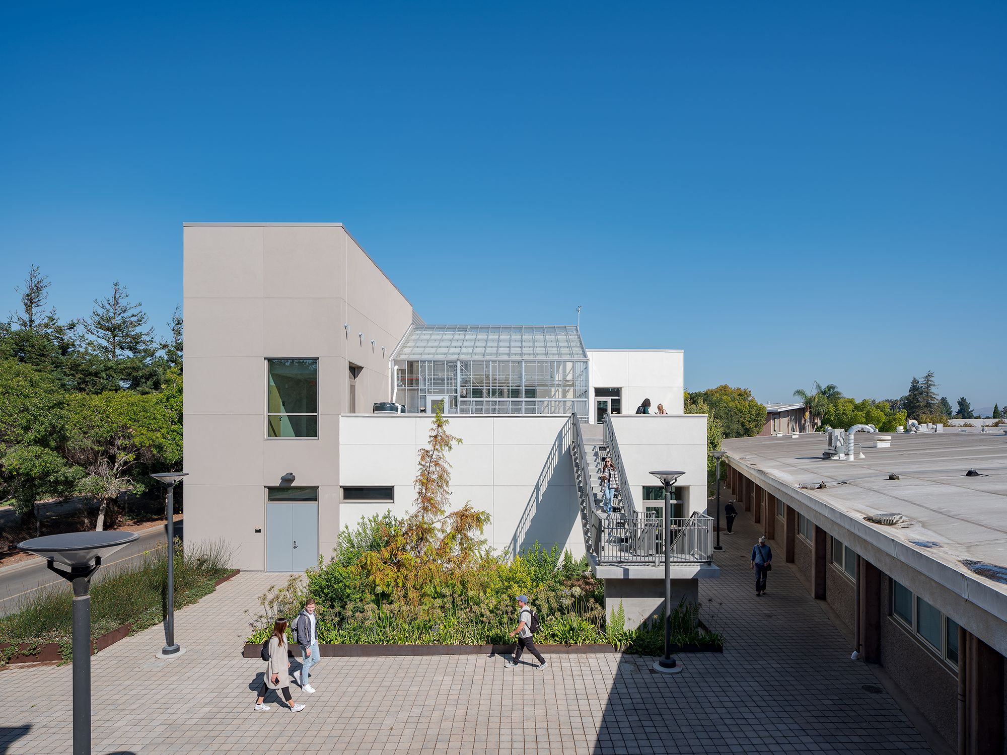 Chabot College - Biology Sciences Building - Education Snapshots