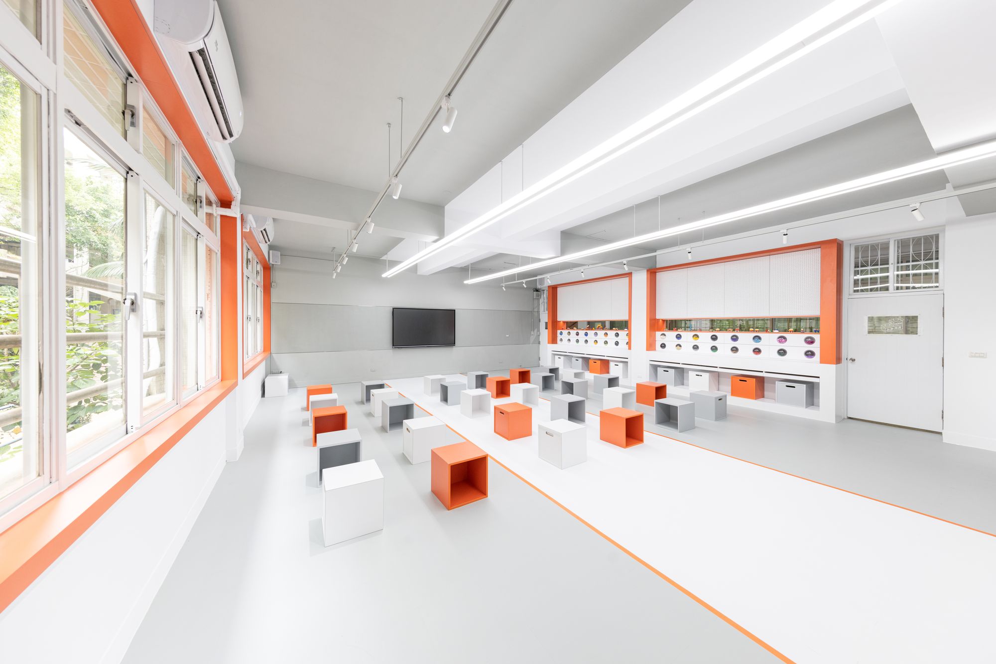 Wan Fang High School - Bricks Lab - Education Snapshots