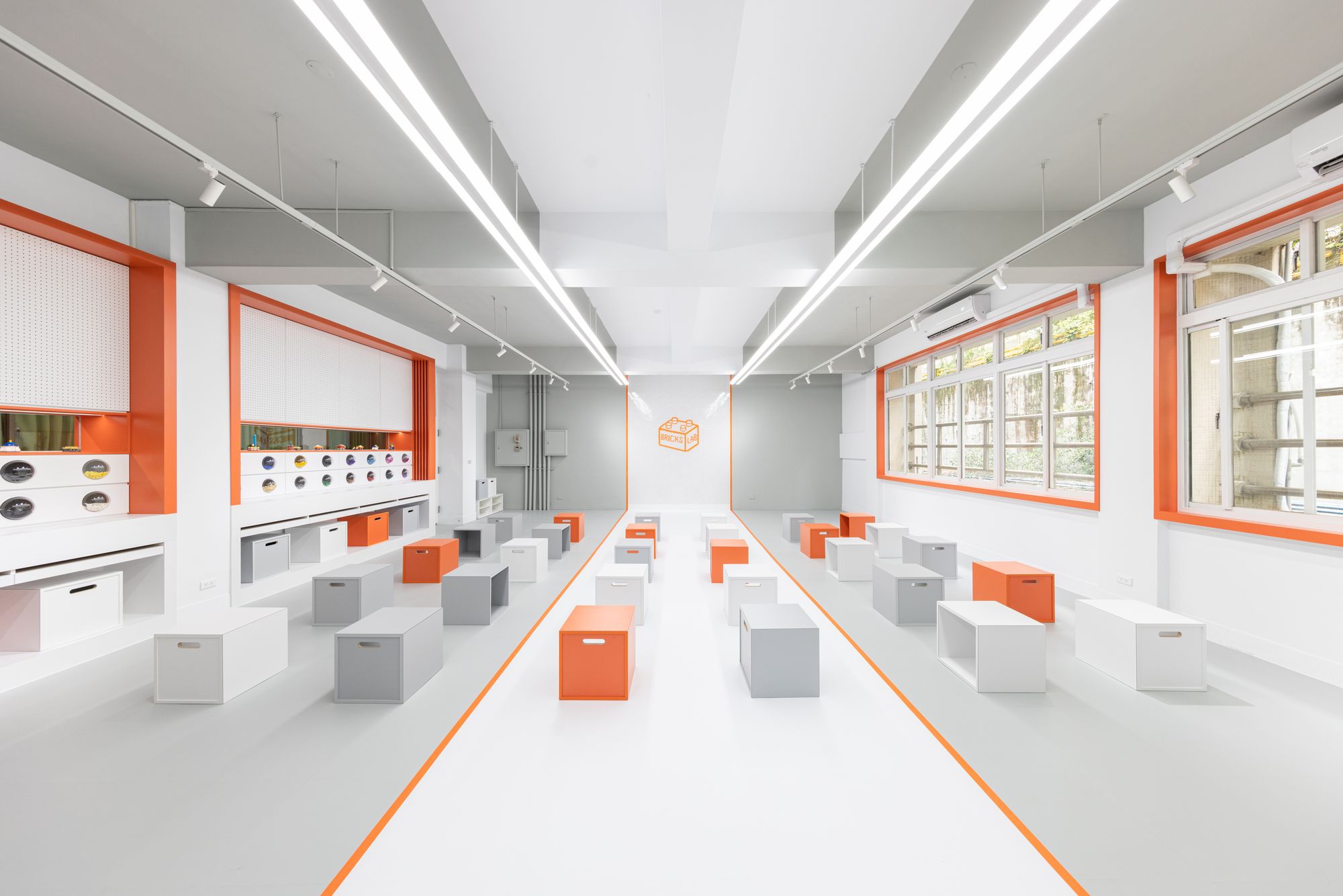 Wan Fang High School - Bricks Lab - Education Snapshots