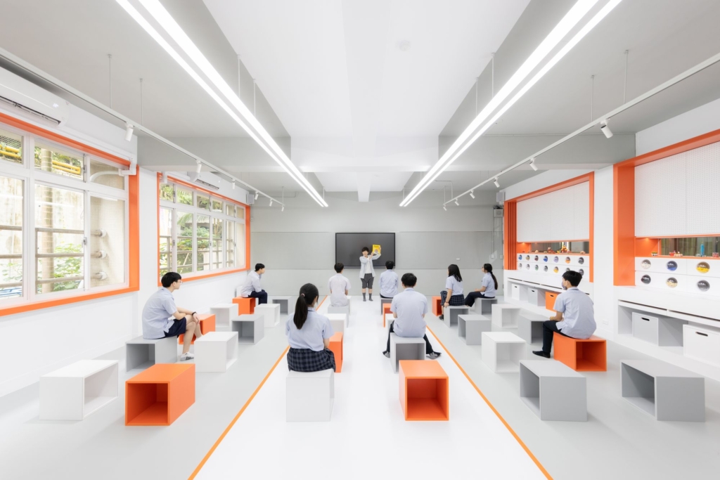 Wan Fang High School - Bricks Lab - Education Snapshots