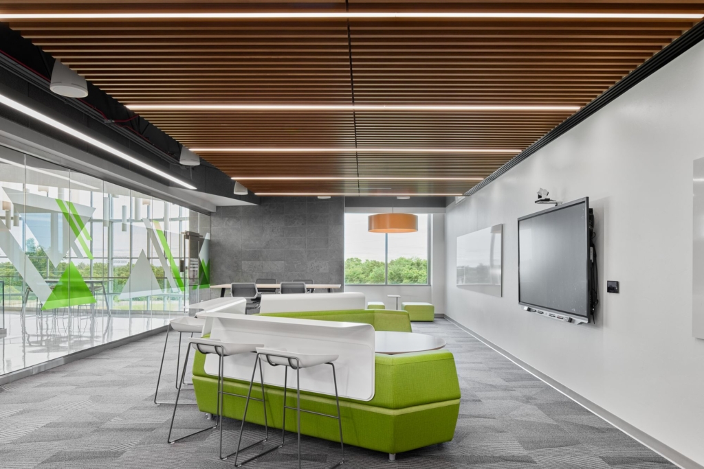 Francis Tuttle Technology Center - Danforth Campus - Education Snapshots