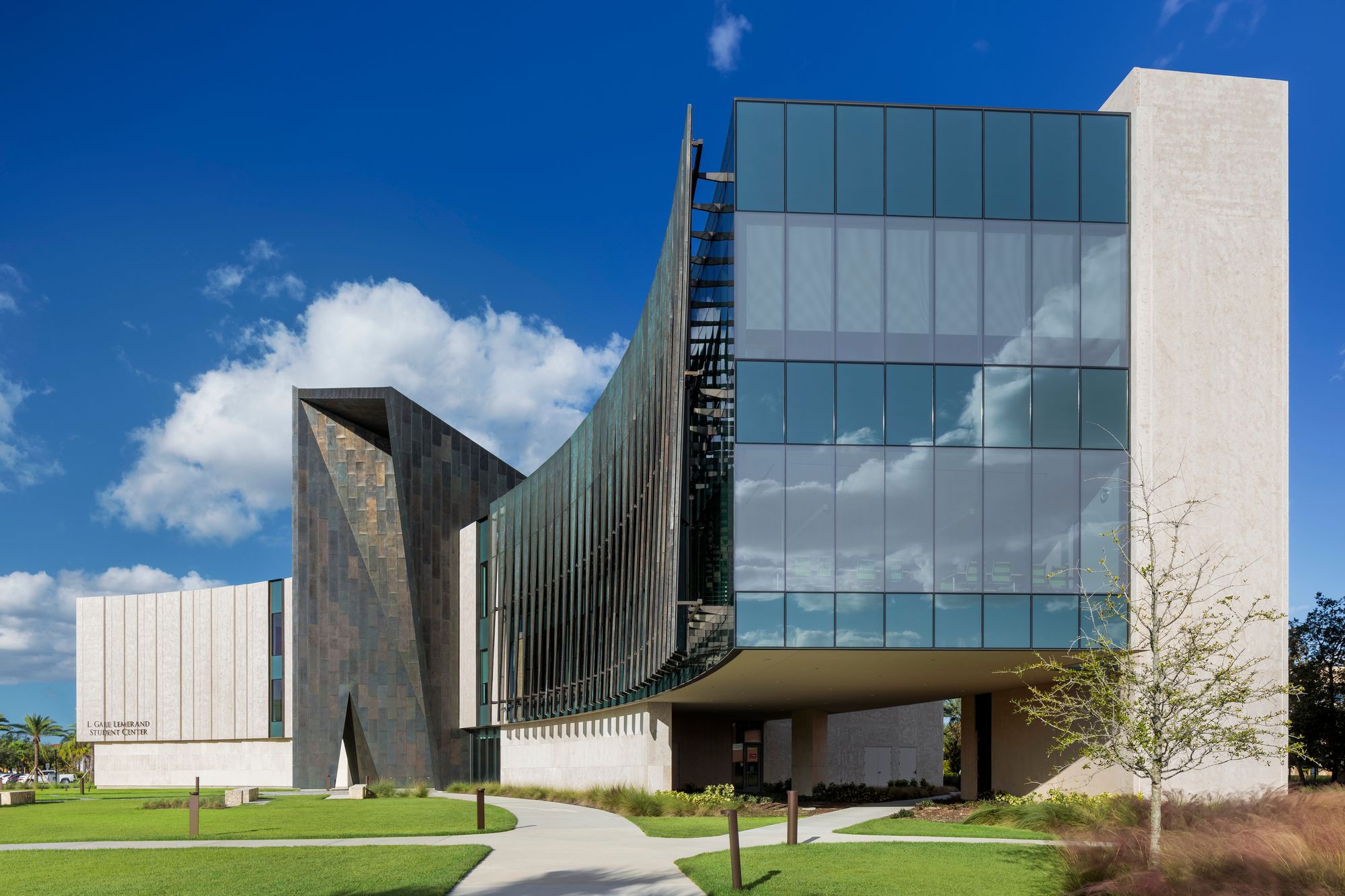 Daytona State College - L. Gale Lemerand Student Center - Education ...