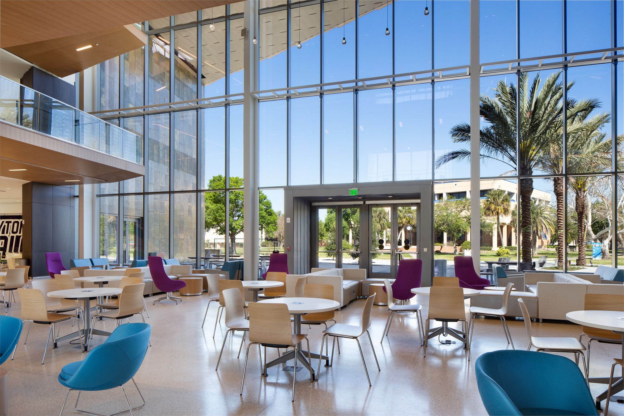 Daytona State College - L. Gale Lemerand Student Center - Education Snapshots