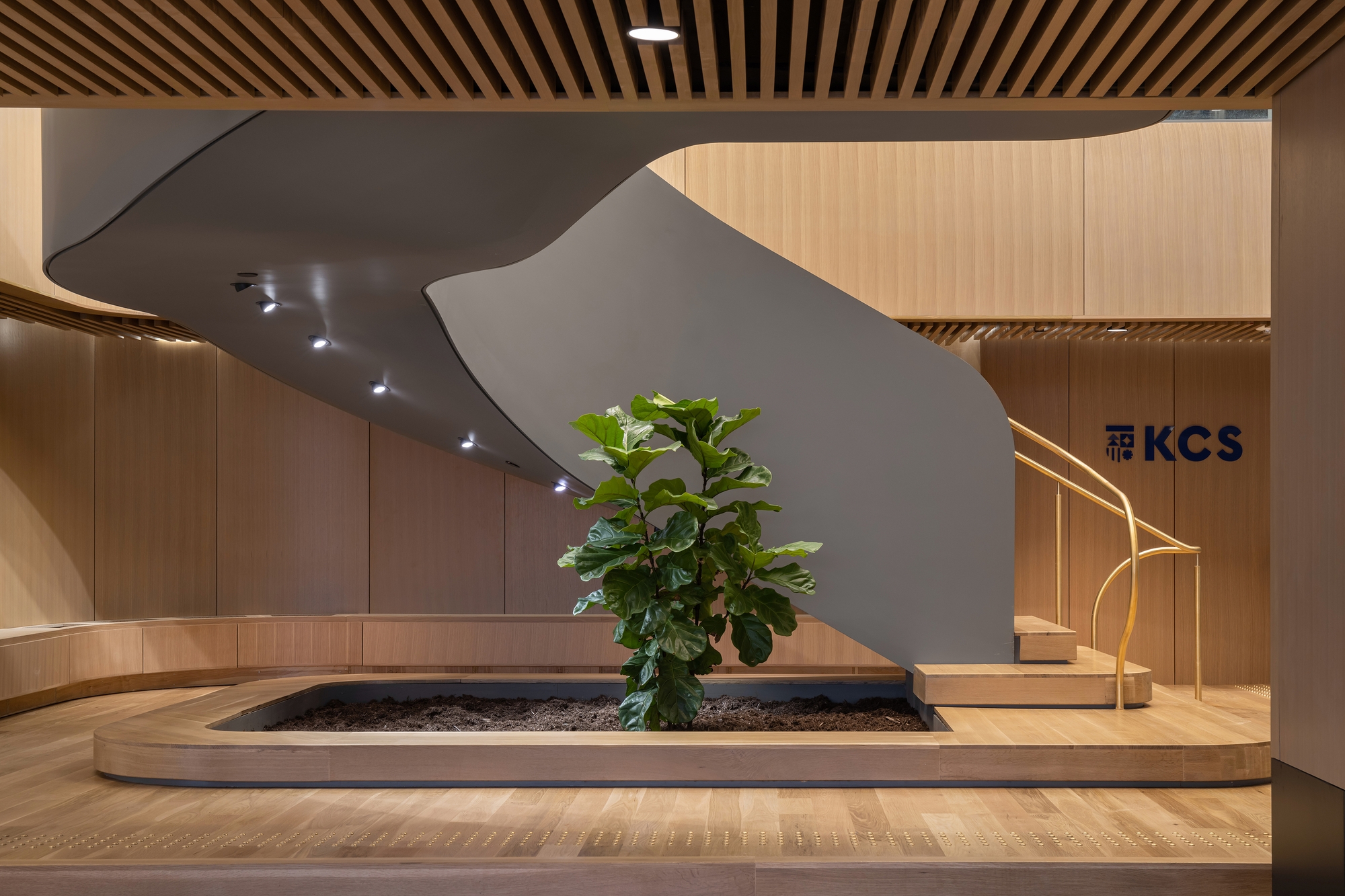 Kingsway College School Senior School - Education Snapshots