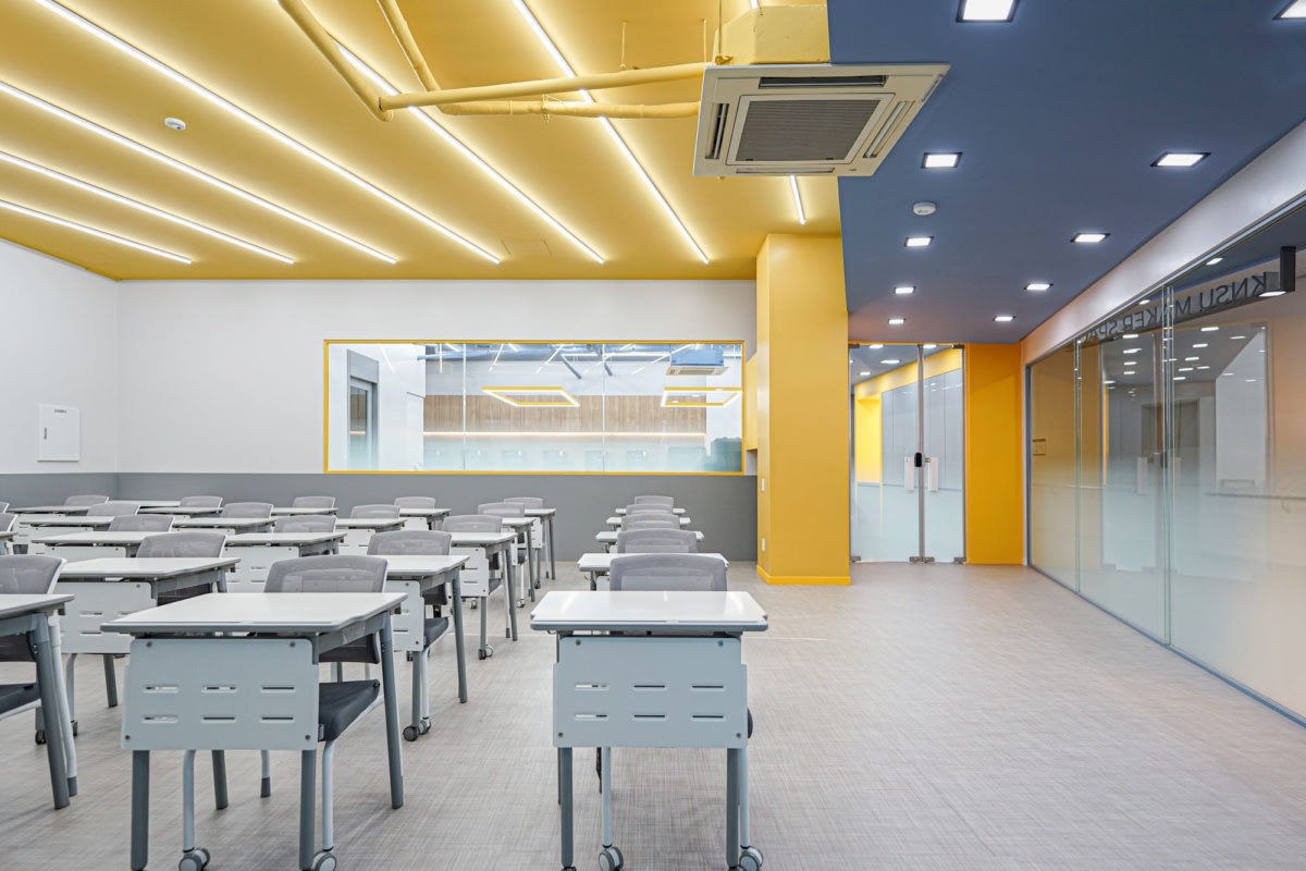 Korea National Sport University Maker Space - Education Snapshots