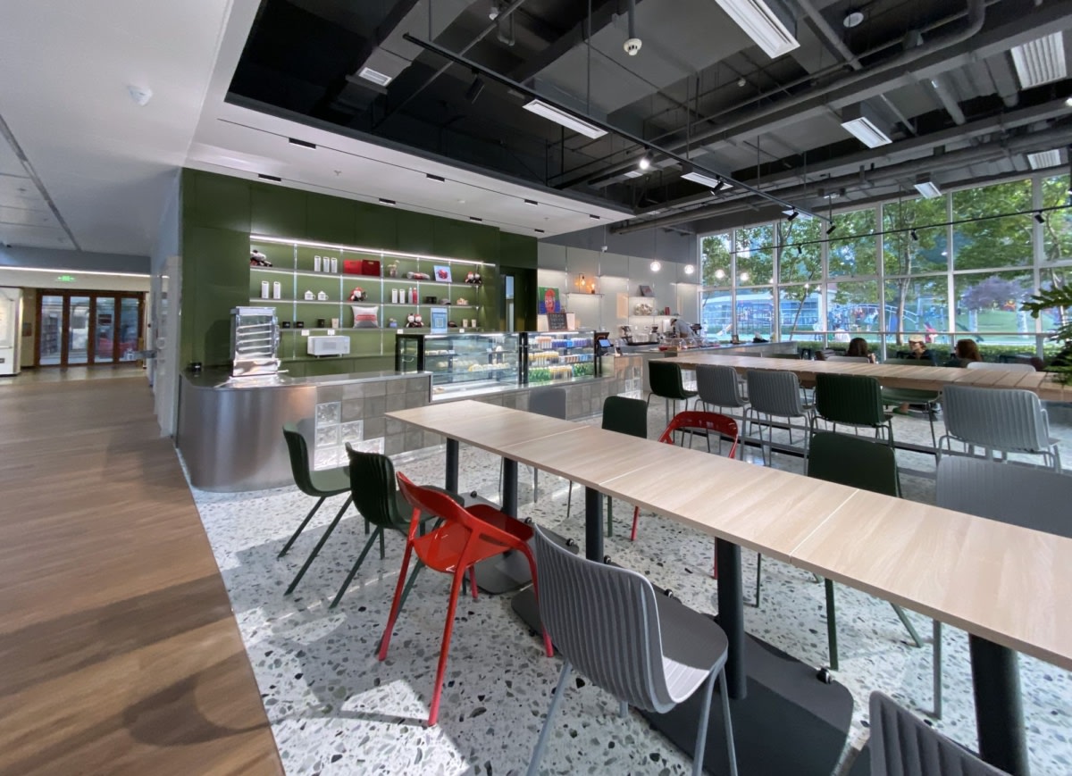 Beijing City International School Cafeteria - Education Snapshots