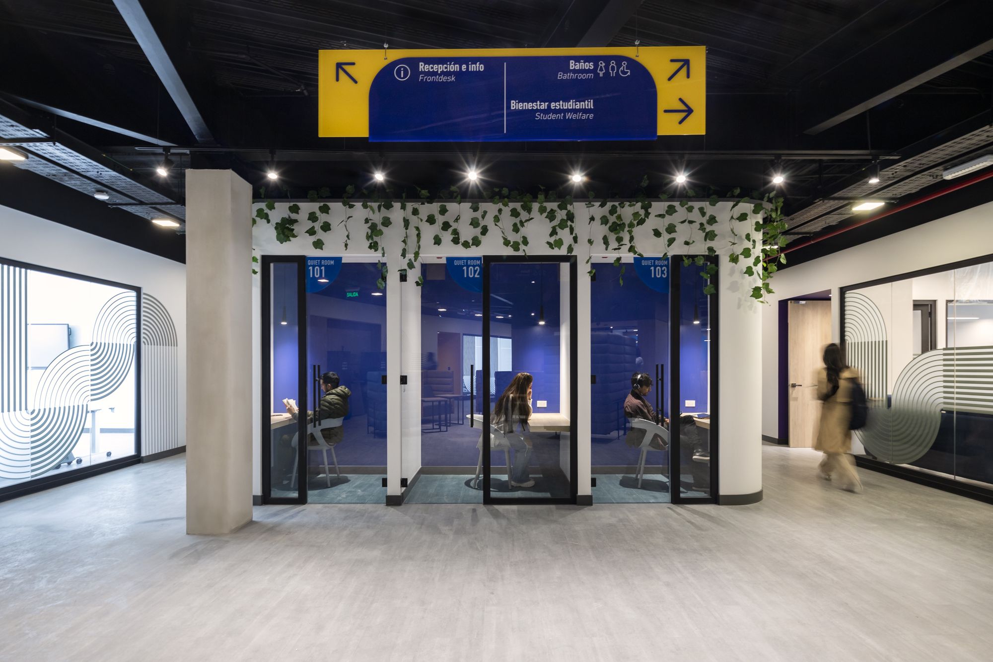 International University of Ecuador (UIDE) - Education Snapshots