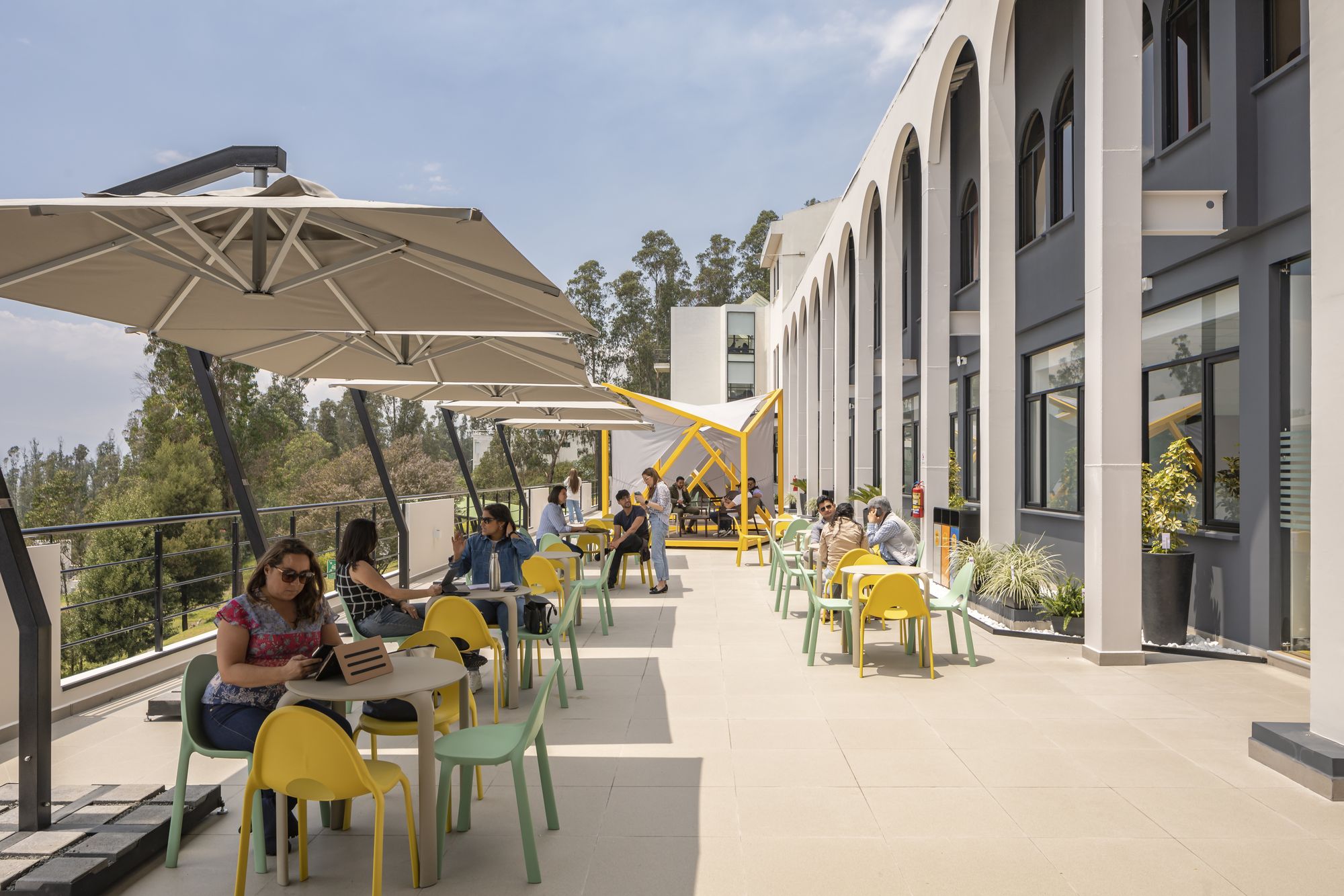 International University of Ecuador (UIDE) - Education Snapshots