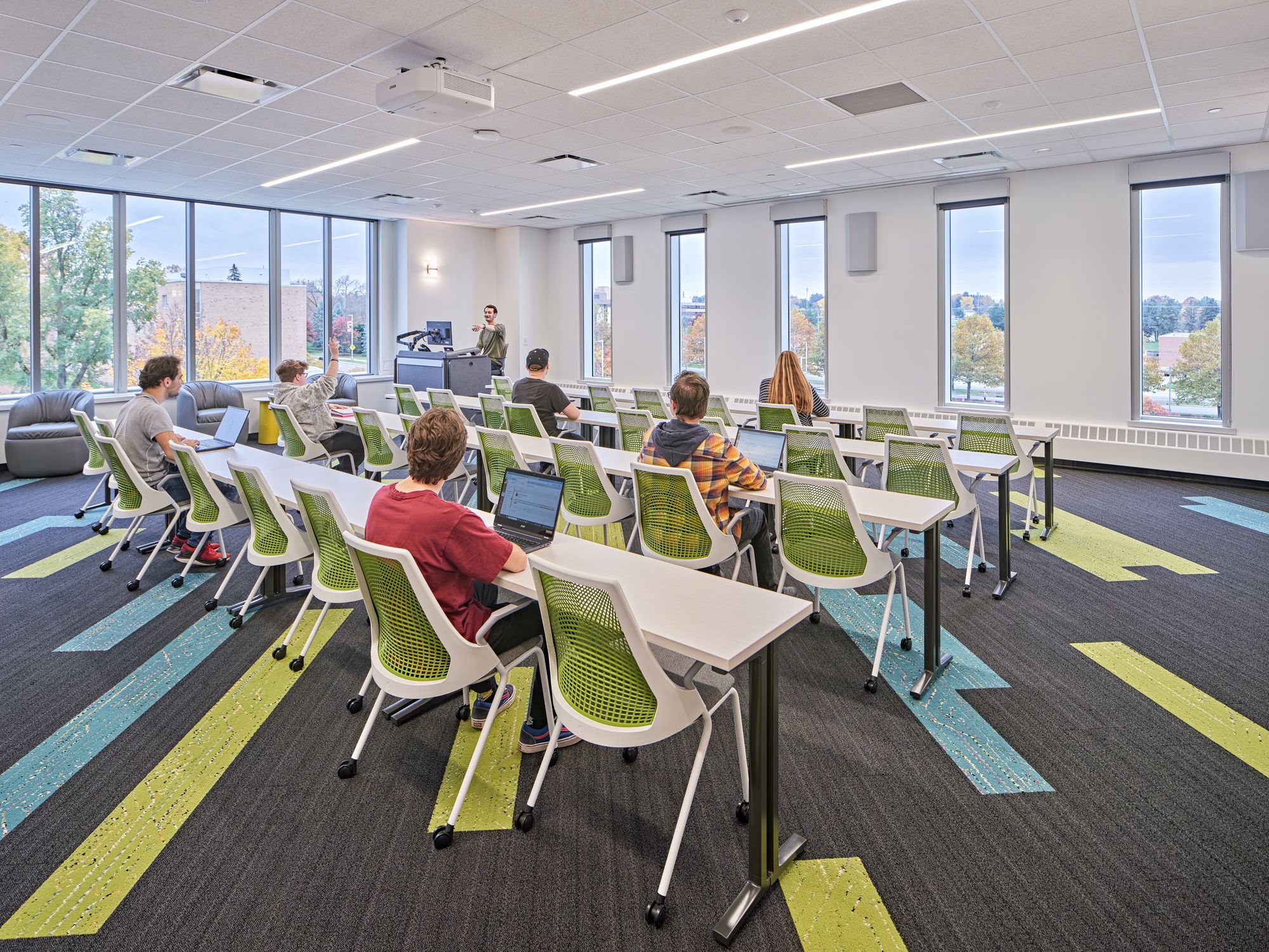 Ferris State University - Center for Virtual Learning - Education Snapshots