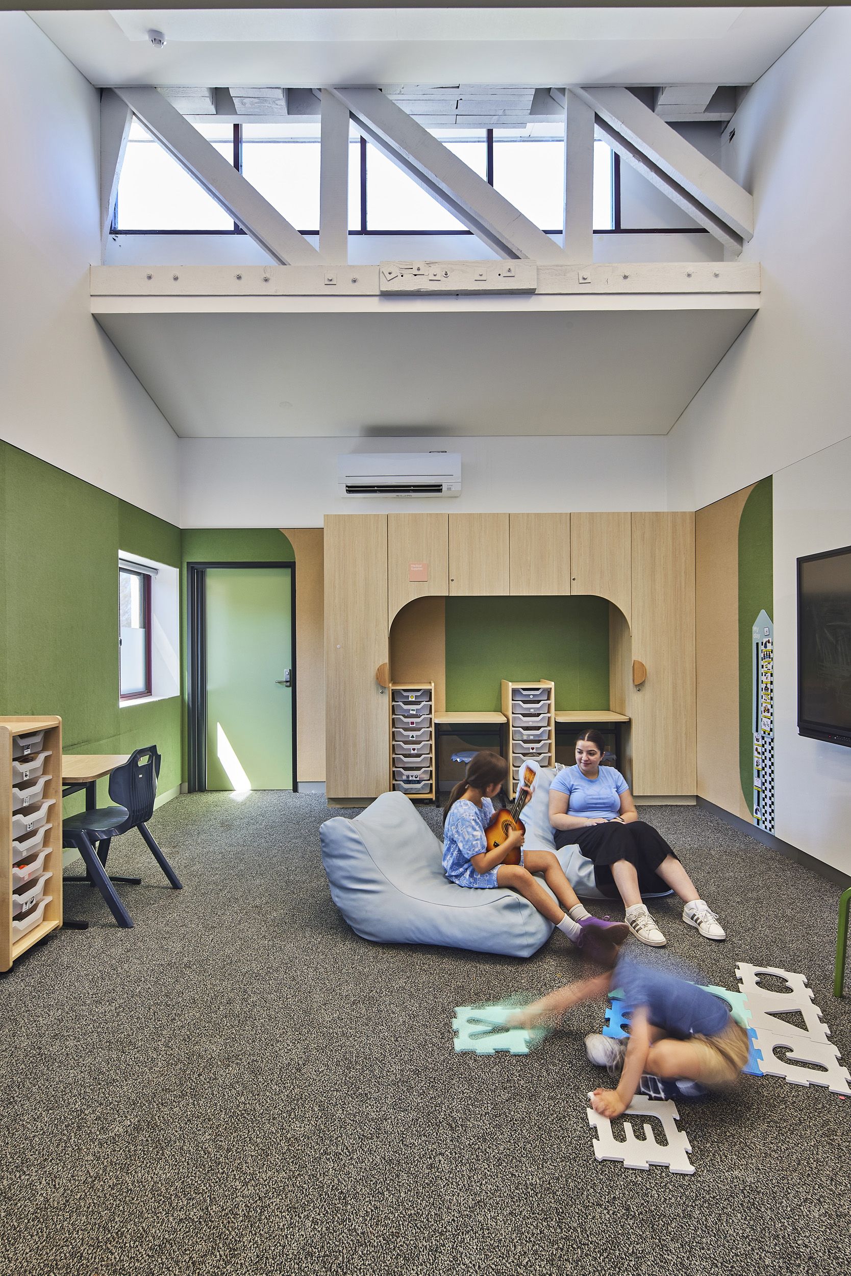 Vern Barnett School - Education Snapshots