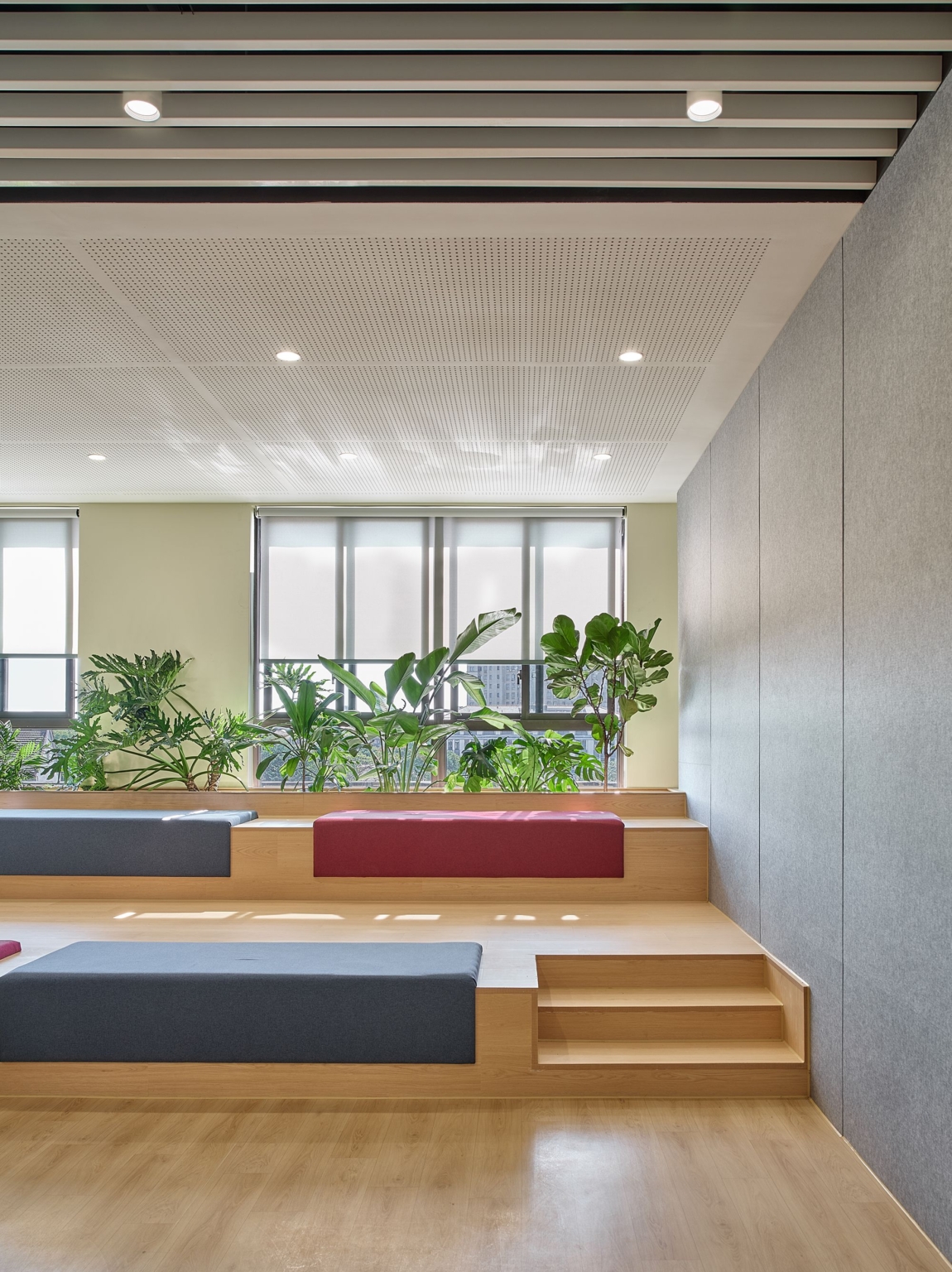 Jin'shan Longhang Primary School - Education Snapshots