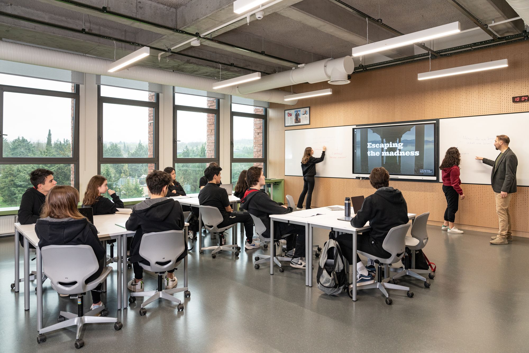 Koc School - New High School Building - Education Snapshots