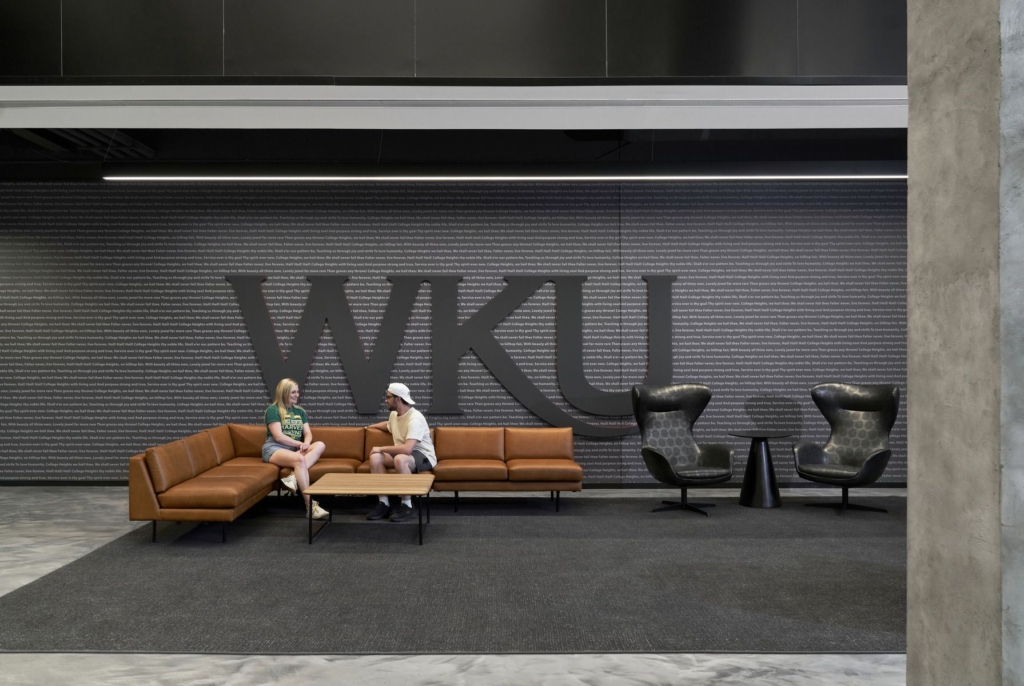 Western Kentucky University - The Commons at Helm Library - Education Snapshots