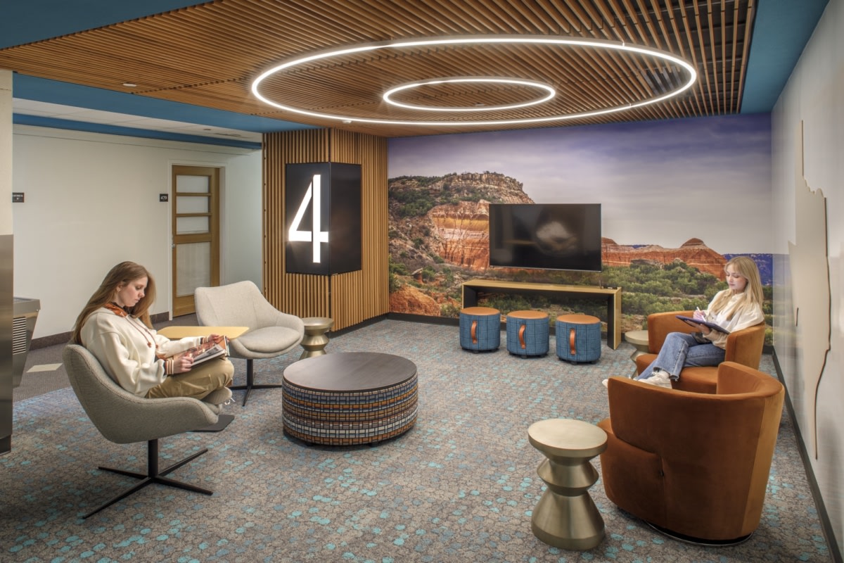 University of Texas at Austin - Kinsolving Dormitory Student Lounges ...