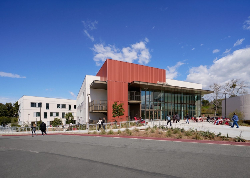 Saddleback College - Gateway Building - Education Snapshots