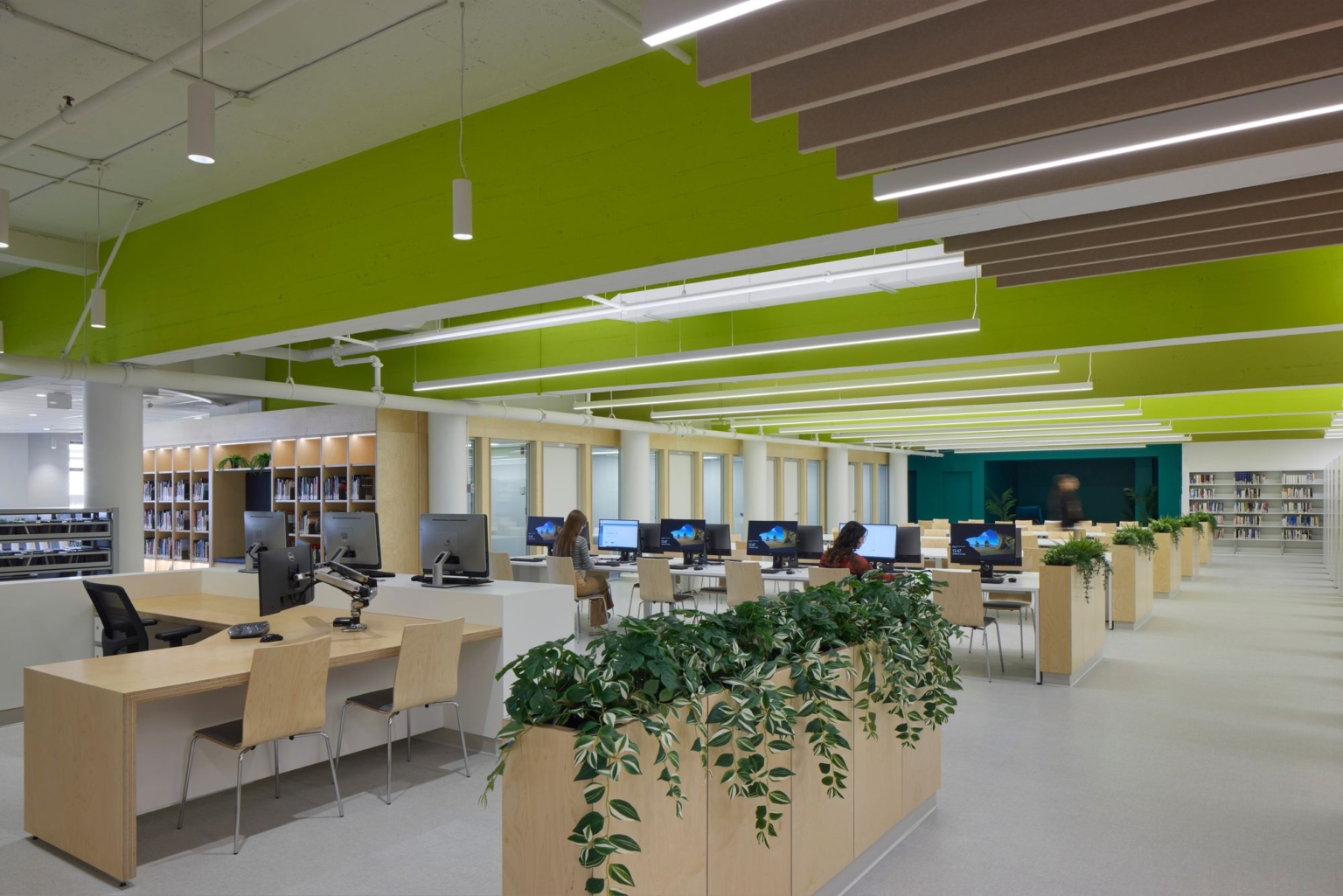 Saint-Jean-sur-Richelieu College Library - Education Snapshots