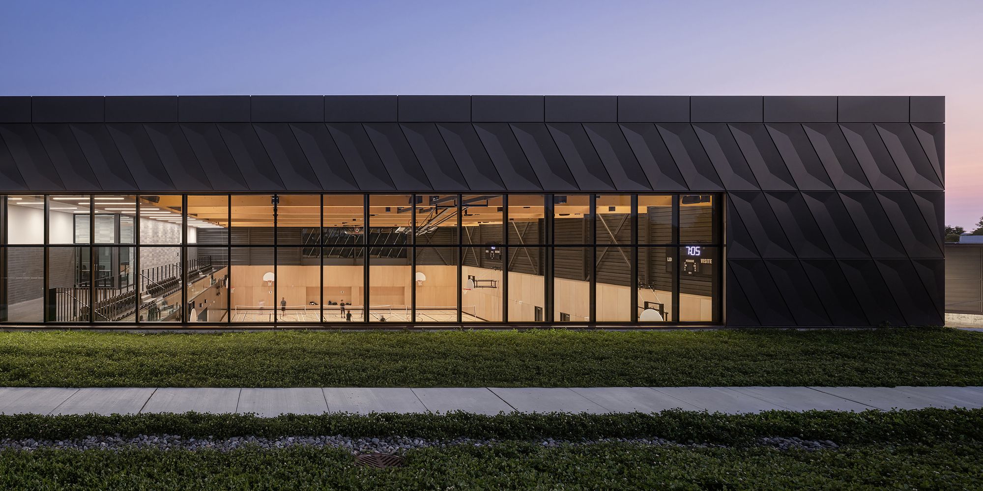 Saint-Georges Multisport Complex - Education Snapshots