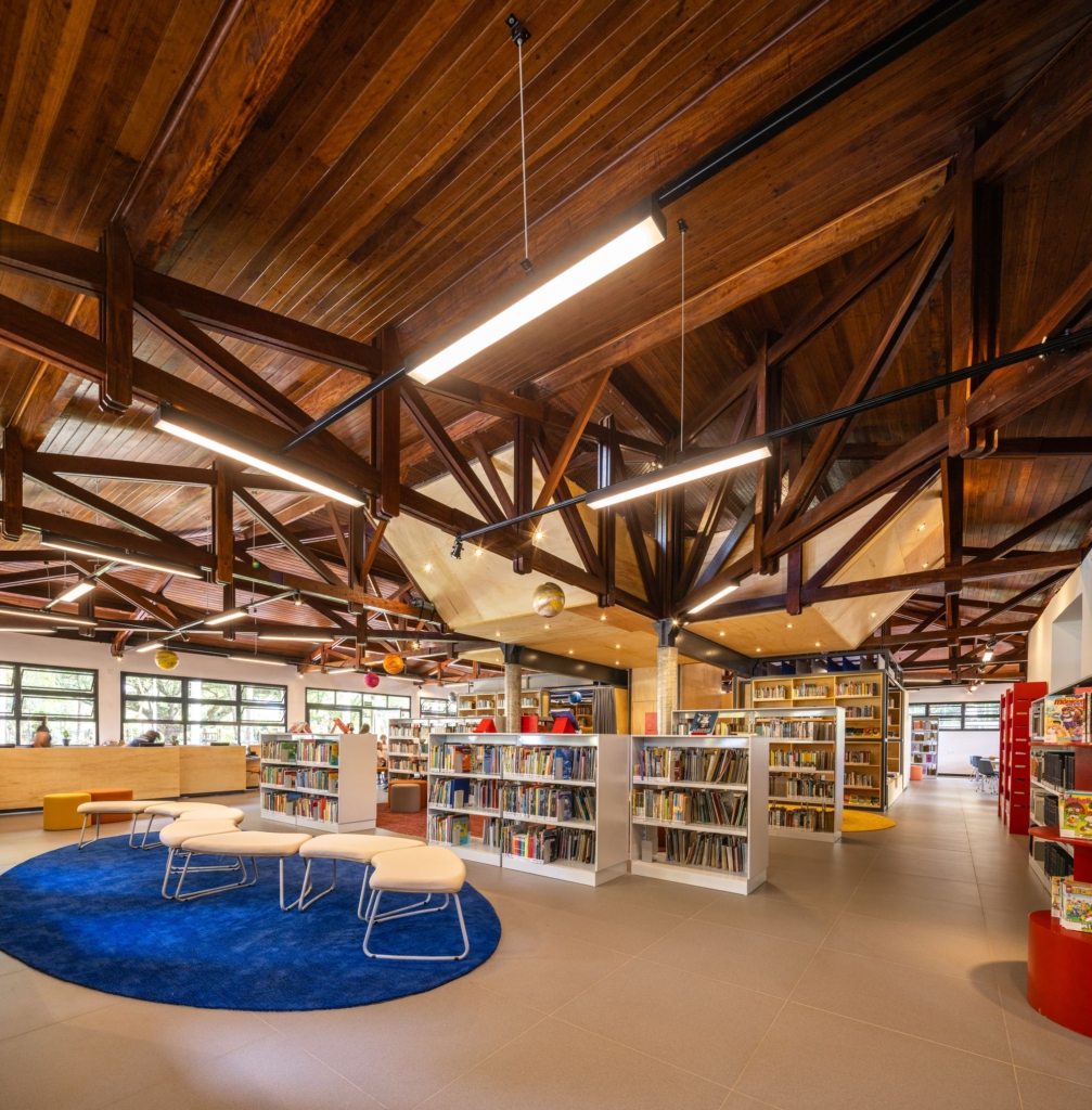 Santa Maria School - Padre Moreau Library - Education Snapshots