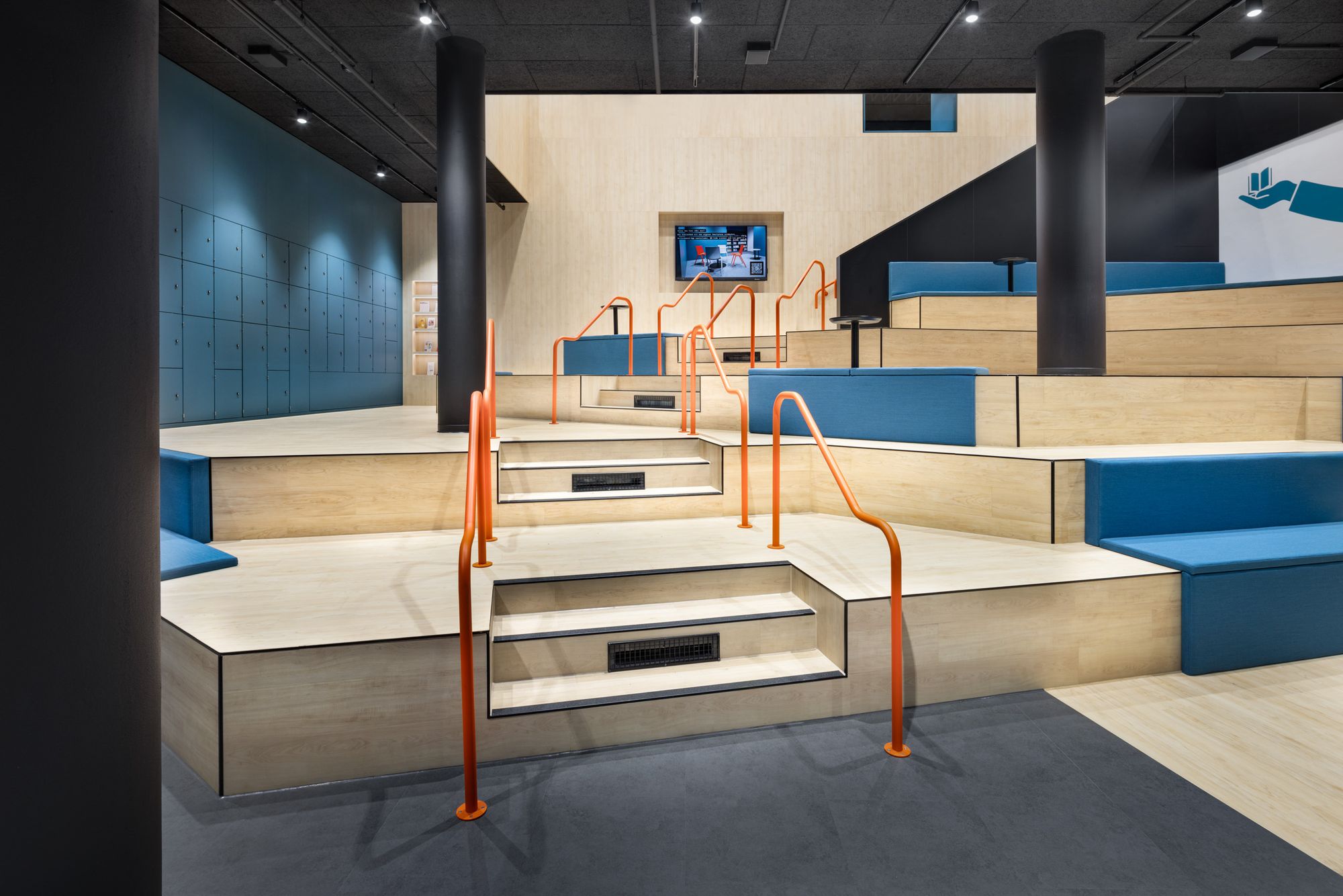 Heilbronn City Library - Education Snapshots