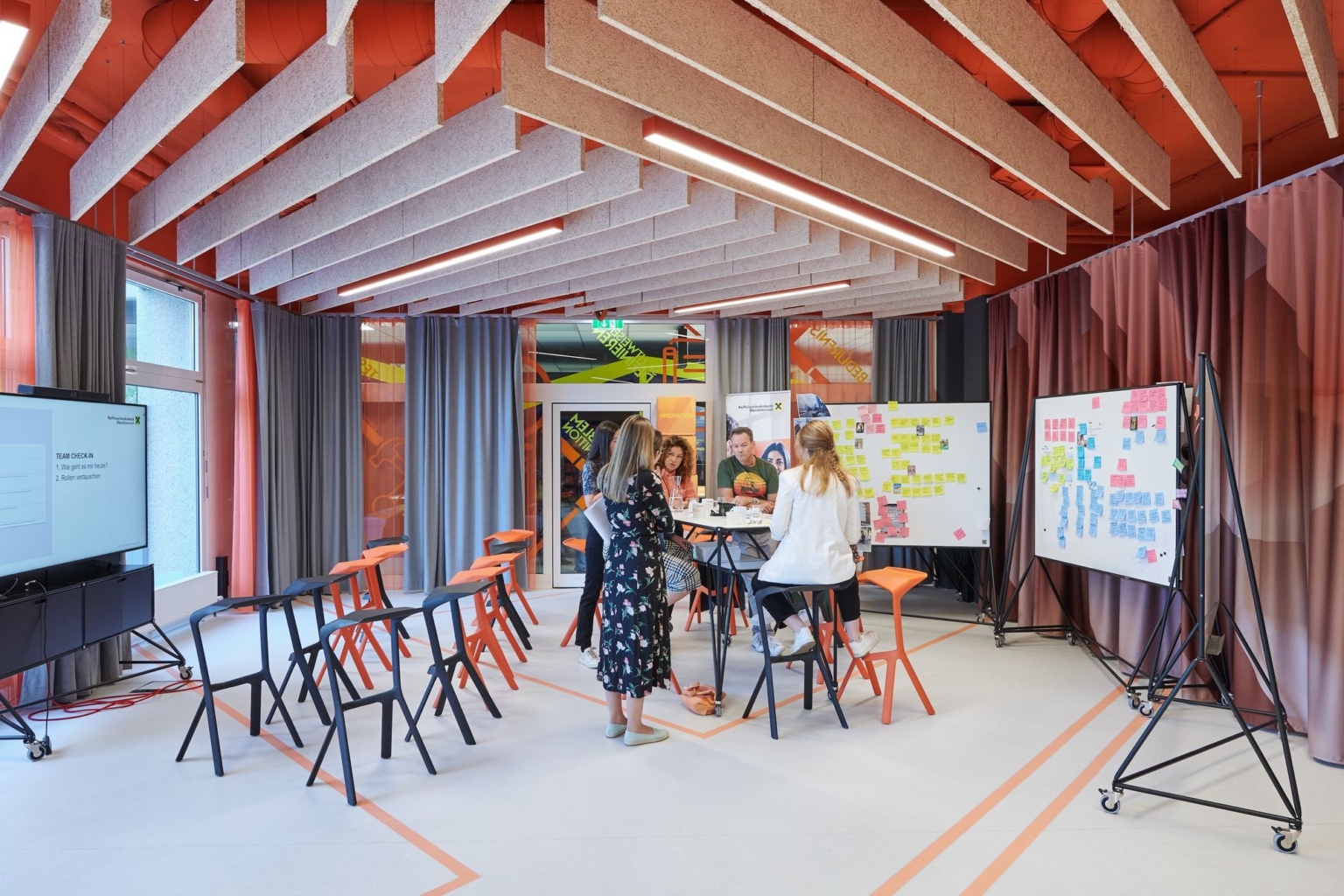 Johannes Kepler University - Raiffeisen Innovation Center - Education Snapshots