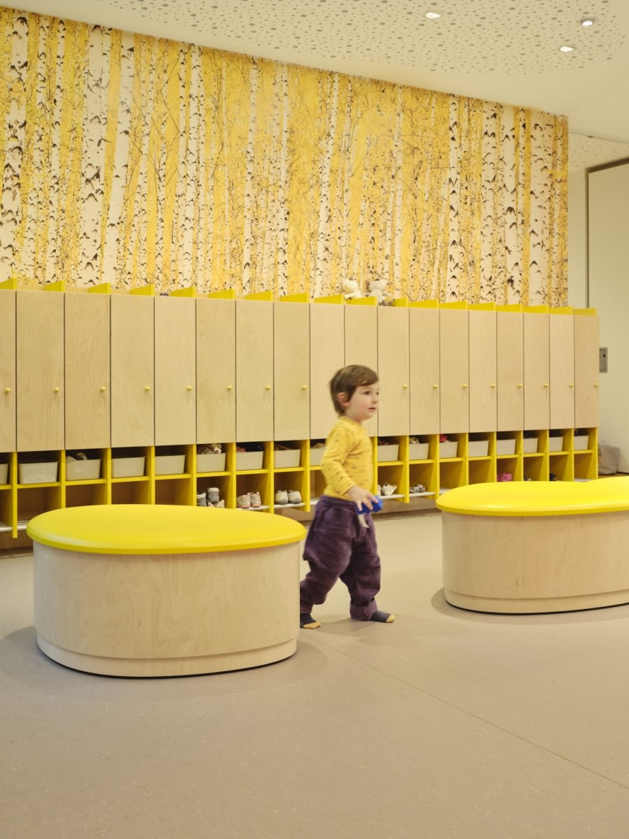 KITA Building on Alfred-Randt-Str. - Education Snapshots