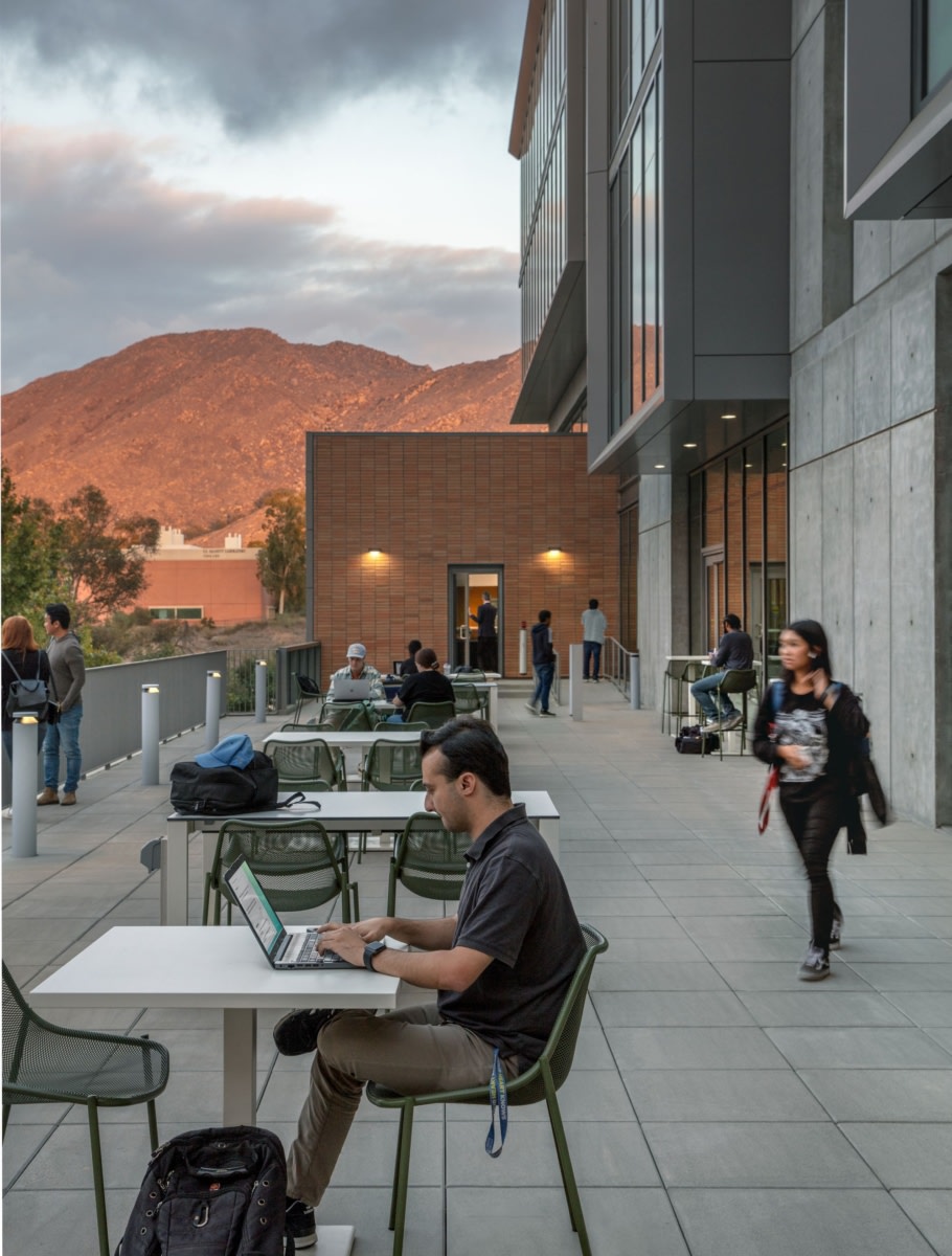 University of California, Riverside (UCR) - School of Medicine Building ...