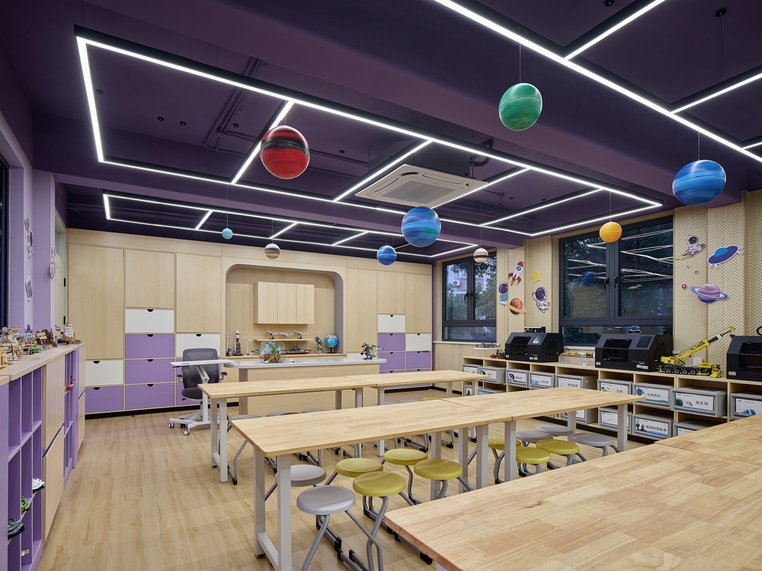 Daning Road Primary School - Education Snapshots