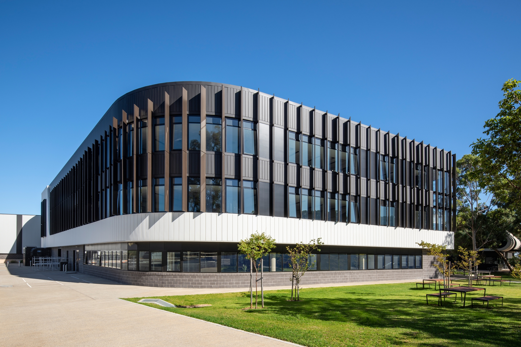 Glenunga International High School Learning Building & Gymnasium ...