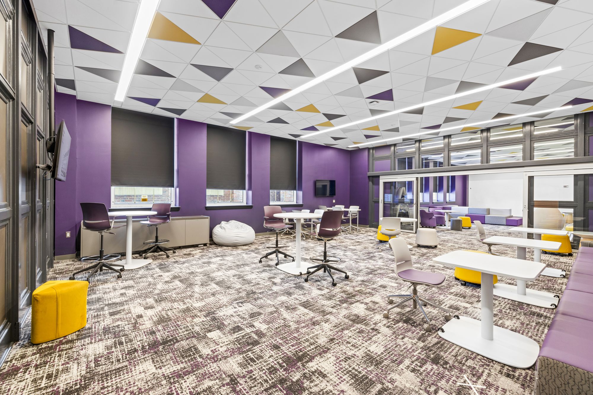 Oyster Bay High School - Innovation + Collaborative STEM Spaces ...