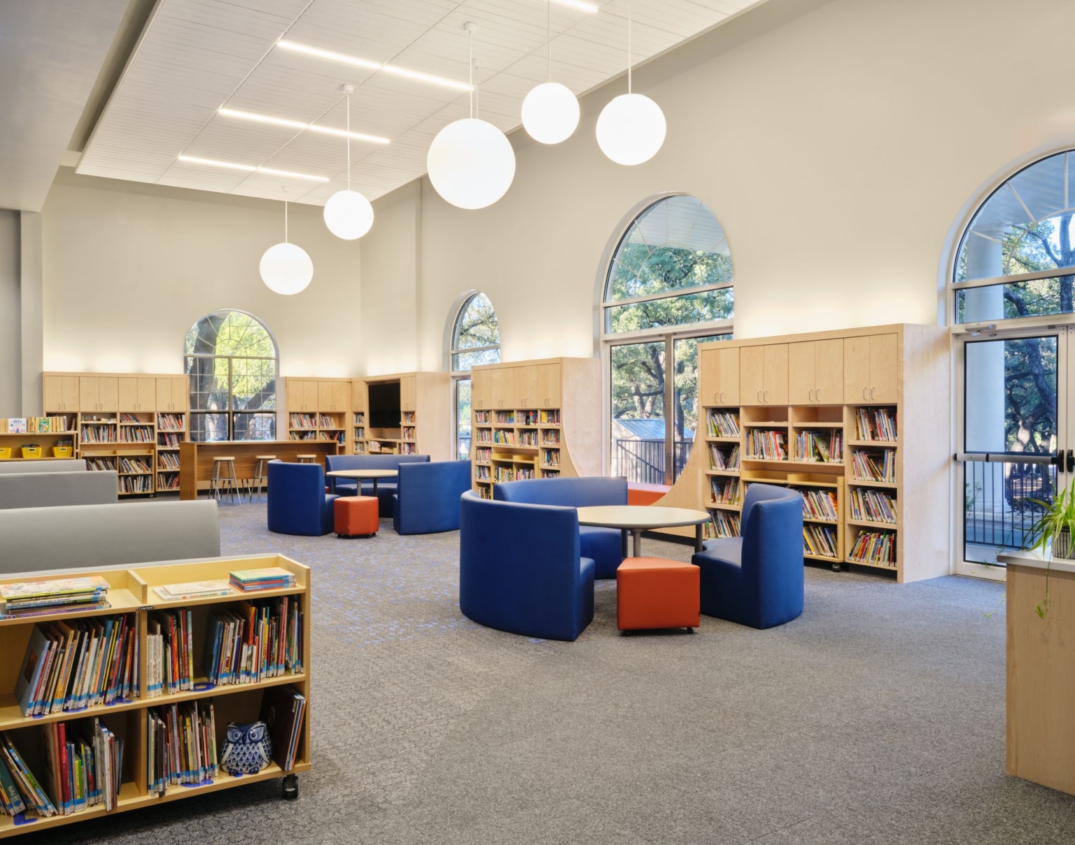 Austin International School Library Renovation - Education Snapshots