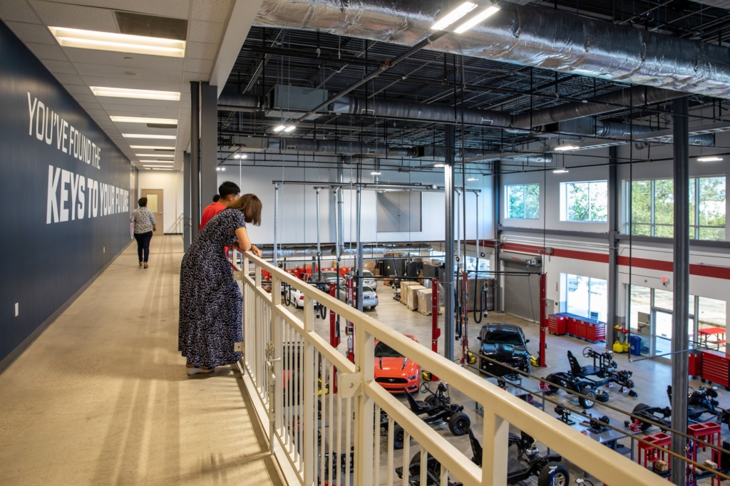 Austin Universal Technical Institute - Teaching Lab and Automotive ...
