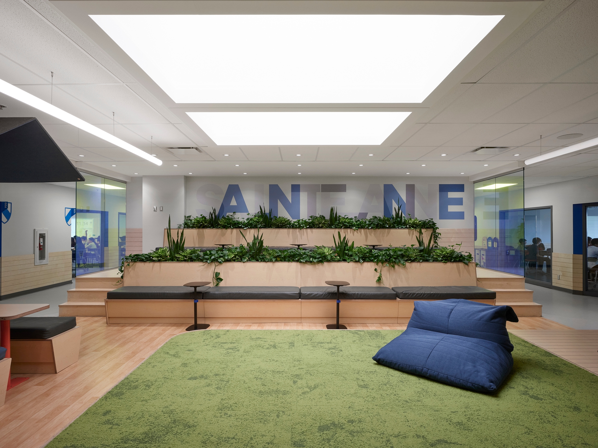 Collège Sainte-Anne's Marie Esther Pavilion - Education Snapshots