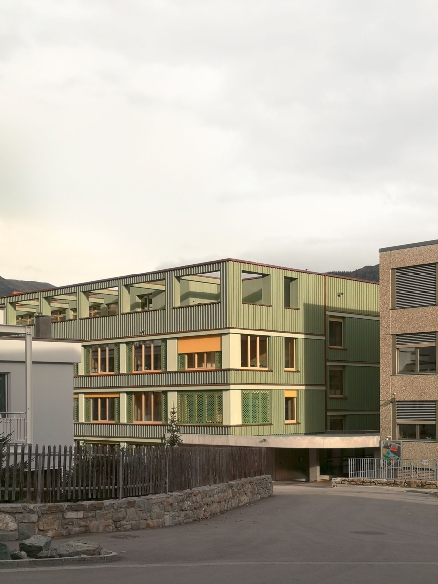 School Center of Davos Platz - Education Snapshots