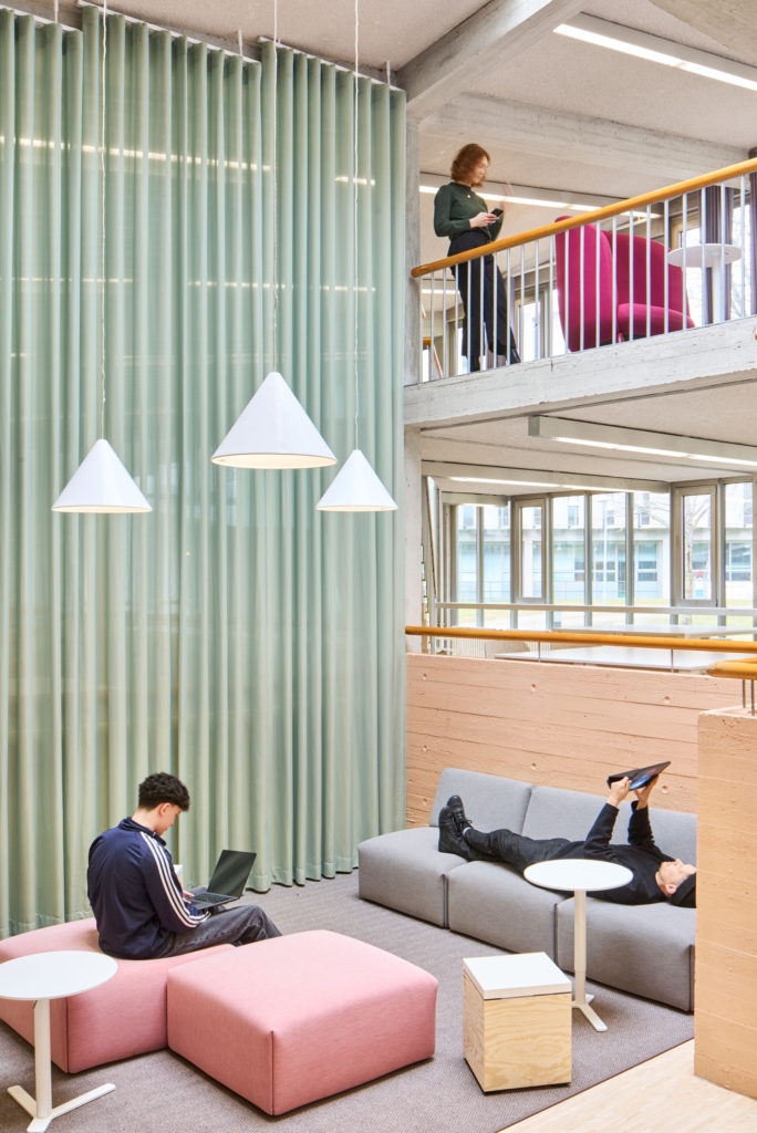 University of Stuttgart - Aquarium Learning Space - Education Snapshots