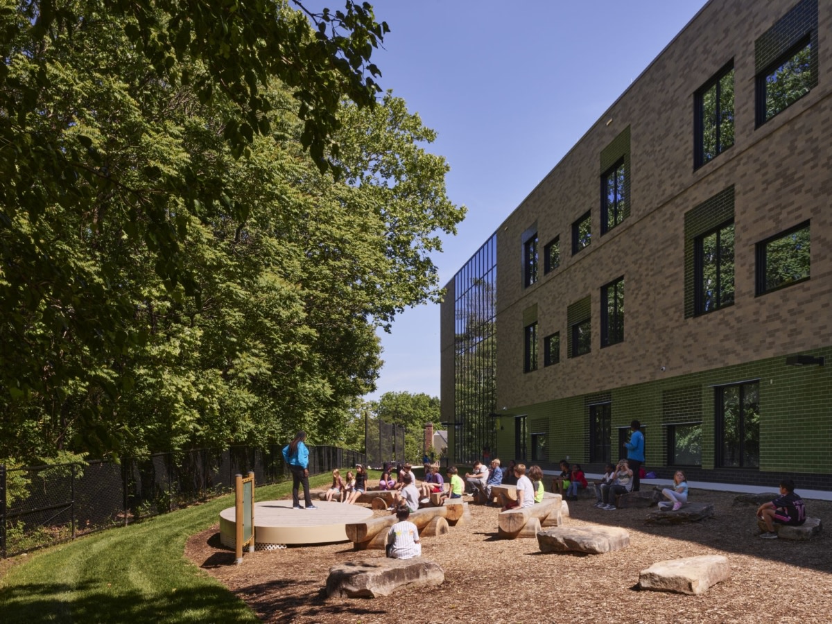 Douglas MacArthur Elementary School - Education Snapshots